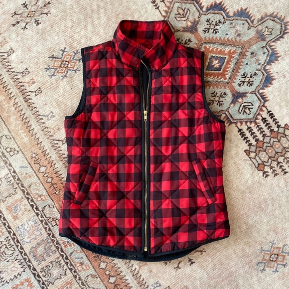dee elle | Jackets & Coats | Dee Elle Red Black Buffalo Checkered Vest ...